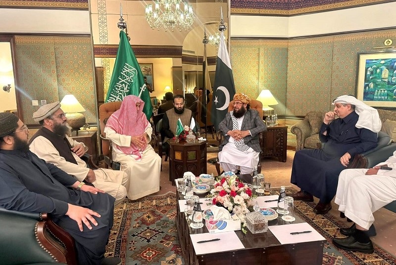 امام کعبہ کی پاکستان آمد، جے یو آئی کے وفد کی ملاقات Urdu News اردو